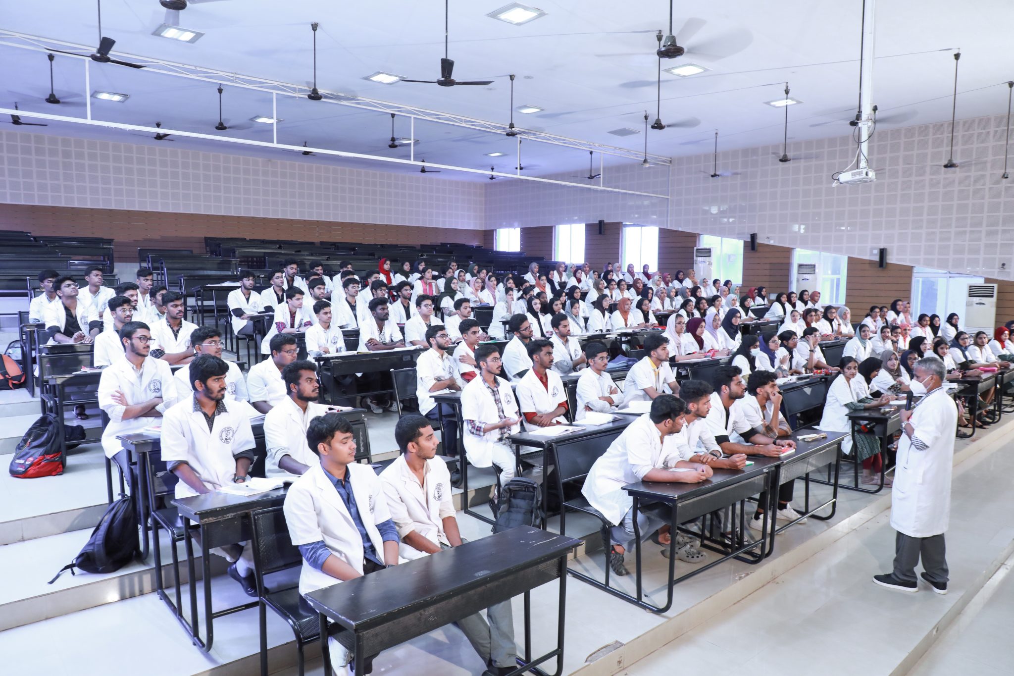 Home - Mes Medical College